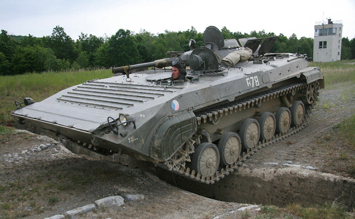 Jak dál s bojovými vozidly BVP-2 v AČR | CZDEFENCE - czech army and ...